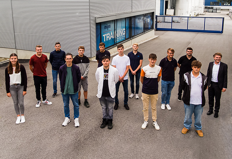 19 neue Azubis starten bei MIPA durch: MIPA SE